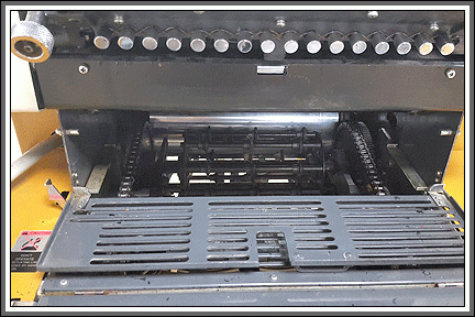 Lot #8: Ryobi 3200-MCD / Itek 975-CPD with Swing-Away T-51 / Powder ...